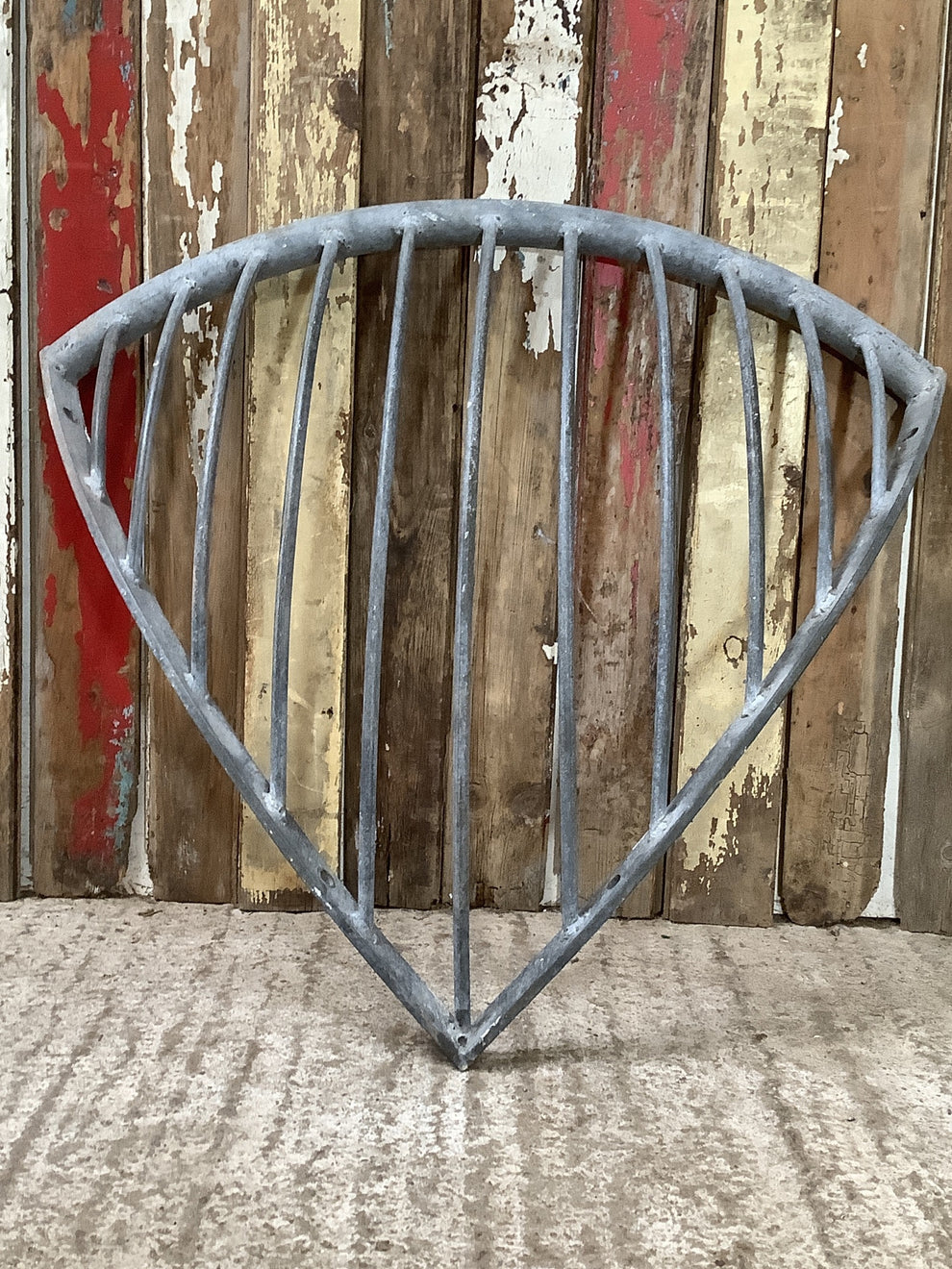 Vintage Galvanised Old Metal HayRack 2'6"H 2'11" W – Somerset Reclamation